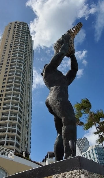 Walk Around Brickell Key - edalemany.com